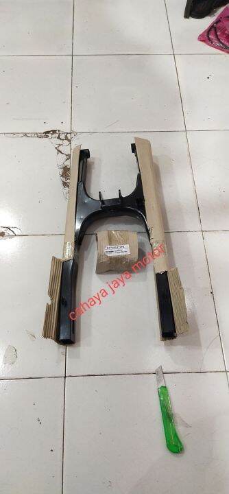 swing arm atau fork atau garpu tengah Byson | Lazada Indonesia
