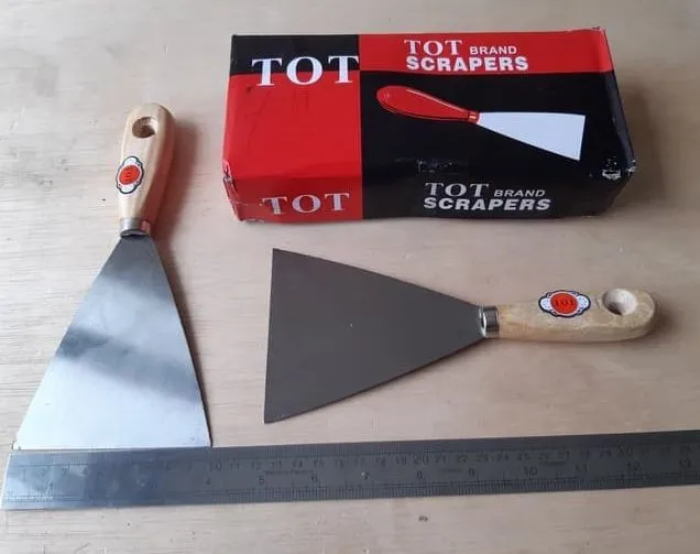 KAPE KAYU PLAT BESI GAGANG KAYU/ KEROKAN CAT DINDING TEMBOK LILIN ...