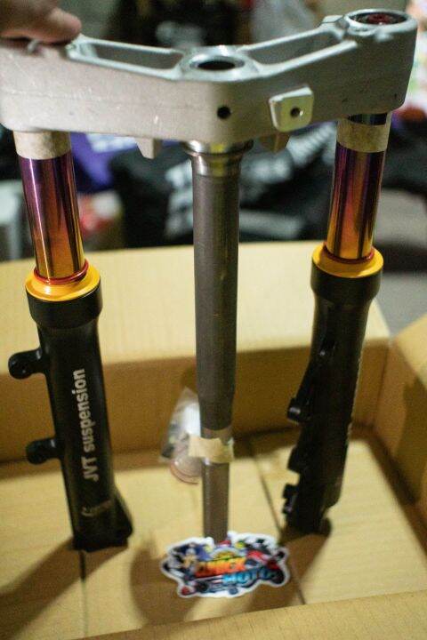 JVT front shock with t-post TITANIUM 31mm/33mm (Adjustable with preload ...