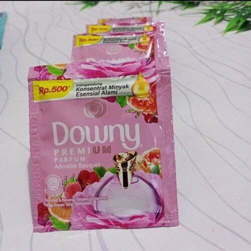 Downy Premium Parfum Adorable Bouqet Pewangi Pakaian 10ml 12's | Lazada ...