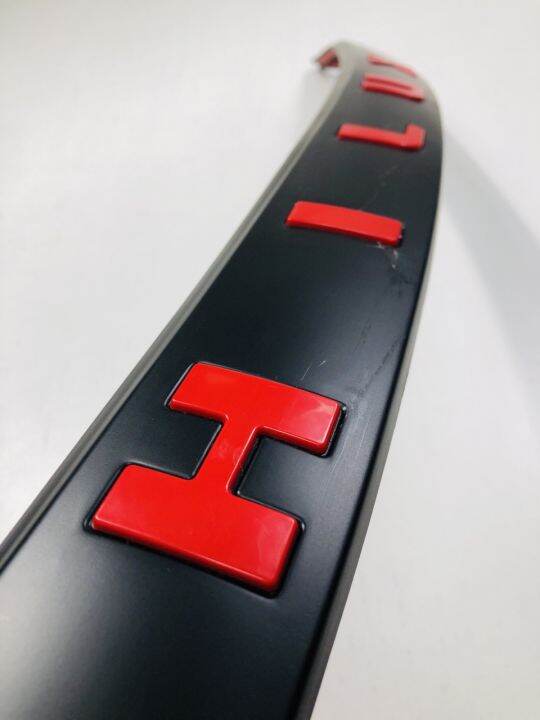 Hood lip Hoodguard Toyota Hilux 2015 2016 2017 2018 2019 2020 2021 Red ...