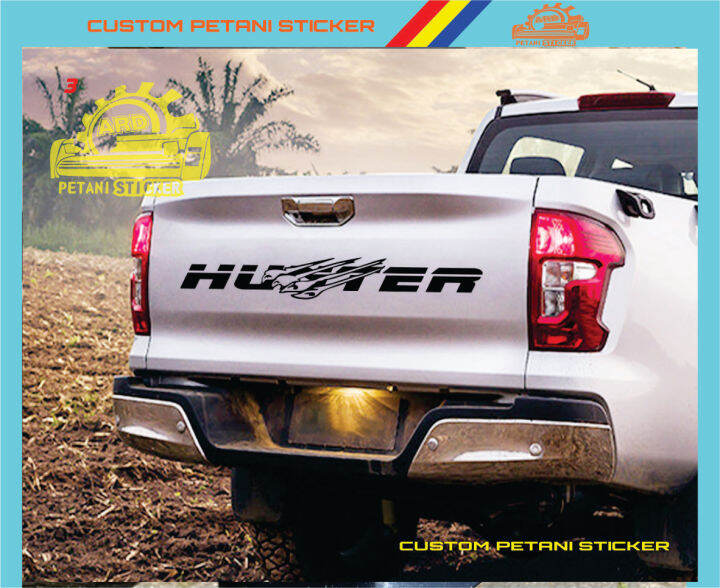 STIKER STICKER MOBIL BAK PINTU BELKANG HUNTER MOTIF CAKARAN MOBIL ...