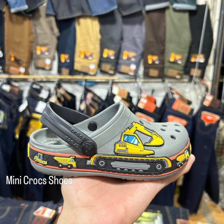 รองเท้าเด็ก Crocs Kid ลายExcavator และ ลาย Train ไซส์ 26 —35cm | Lazada ...