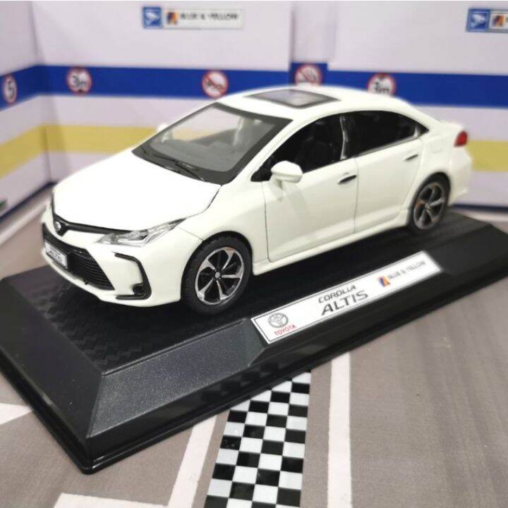 1/32 Toyota Corolla Altis 12th Gen Diecast Scale Model Toy Car Pearl ...