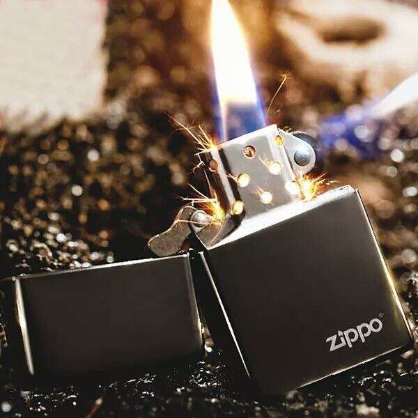 Korek Api Zippo Black Ice Logo Grade Super Korek Api Unik | Lazada ...