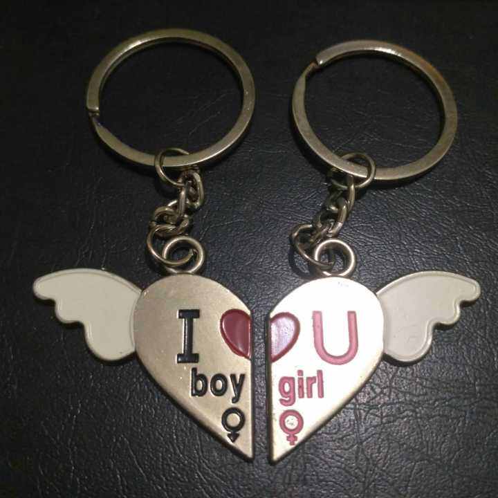 keychain couple / gantungan kunci couple / souvenir unik / kado unik ...