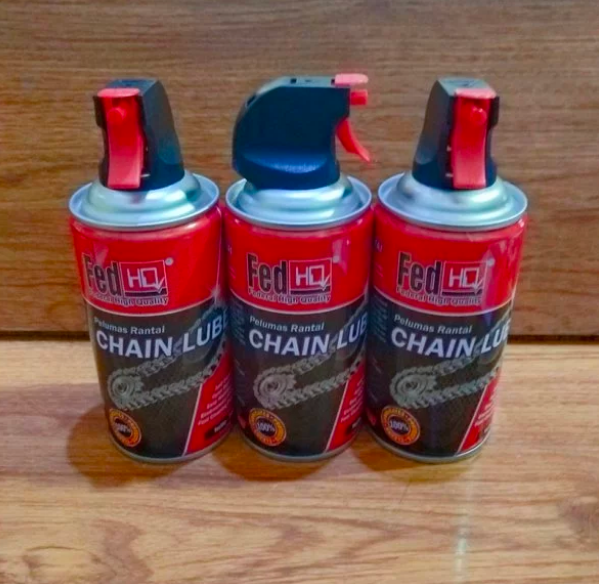 CHAINLUBE CHAIN LUBE OLI RANTAI PELUMAS RANTAI MINYAK RANTAI merek ...