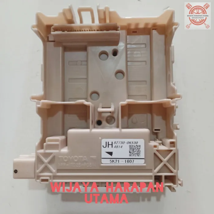 Sell Box Sekring Block Assy Fuse Box Toyota Hilux Revo Thn 2015 - 2019 ...