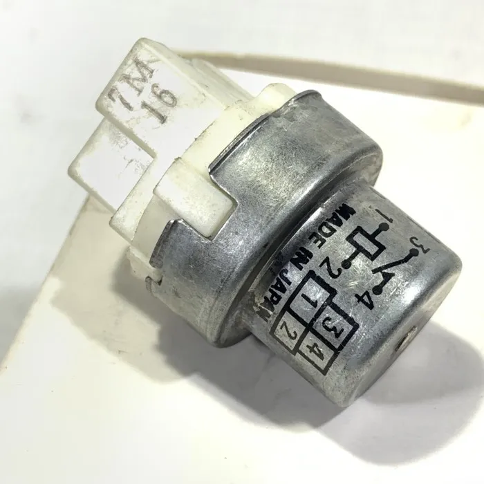 Diskon Relay Fan Denso Toyota Kaki 4 90987-03001 Toyota Kijang 5k ...