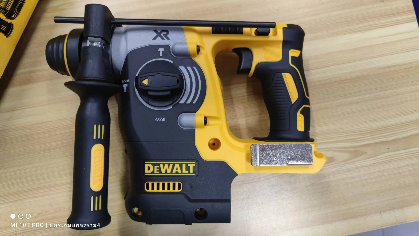 DEWALT สว่านโรตารี่ไร้สาย 3 ระบบ 20V. รุ่น DCH273B มอเตอร์Brushless รับ ...