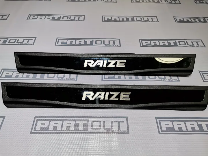 TOYOTA RAIZE 2022 DOOR STEP PROTECTOR /SIDE STEP SILL | Lazada PH