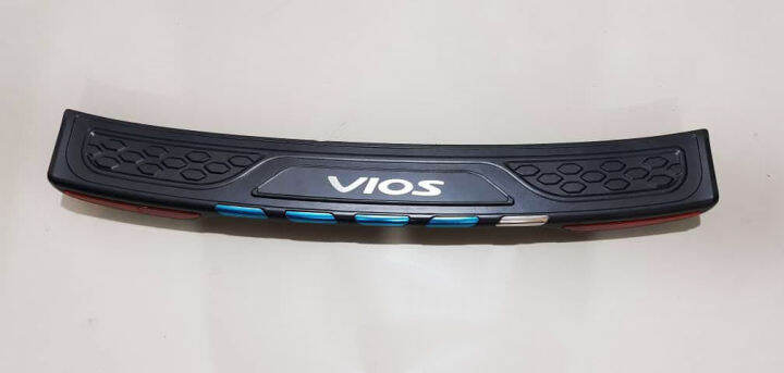 Toyota Vios 2014 to 2018 Rear Stepsill Bumper Guard With Reflector ...