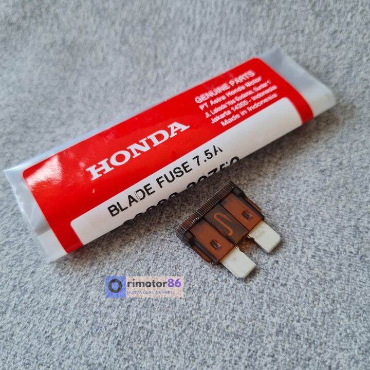 Sikring Blade Sekring Blade Blade Fuse 7.5A Sikring Motor Blade 7.5 ...