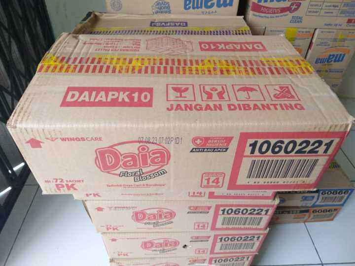 Daia detergen bubuk floral blossom sachet 46g 1 karton / 1 carton / 1 dus sachet 1000 isi 72 ...