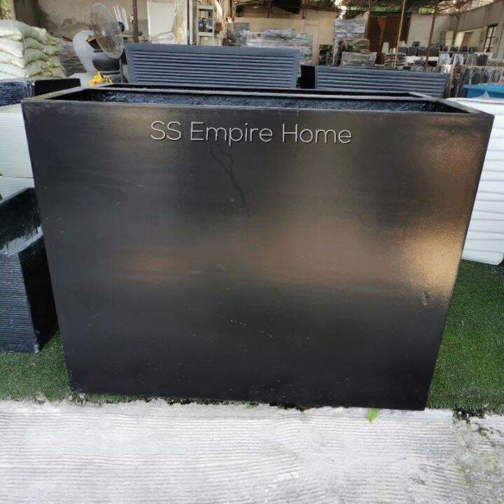 RUDI PB5 Large 16" Fiberglass Fence Planter Box Wall Divider Fencing ...