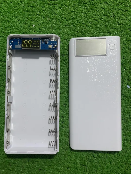 [HCM]Box 8 cell pin 18650 không hàn Q8 - Mẫu mới 2020 (Màu quý khách tự ...