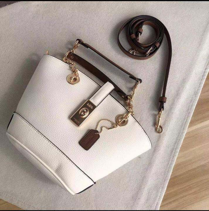 J2S Coach C8212 Lane Bucket Bag in Chalk Colorblock Refined Pebble Leather with Detachable Strap ...