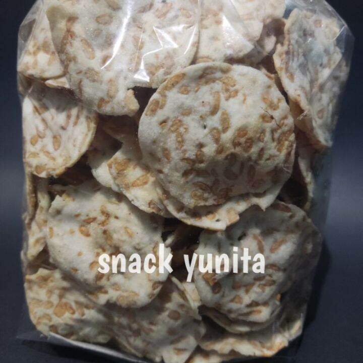 keripik tempe sagu 100 gram pedas daun jeruk dan original | Lazada ...