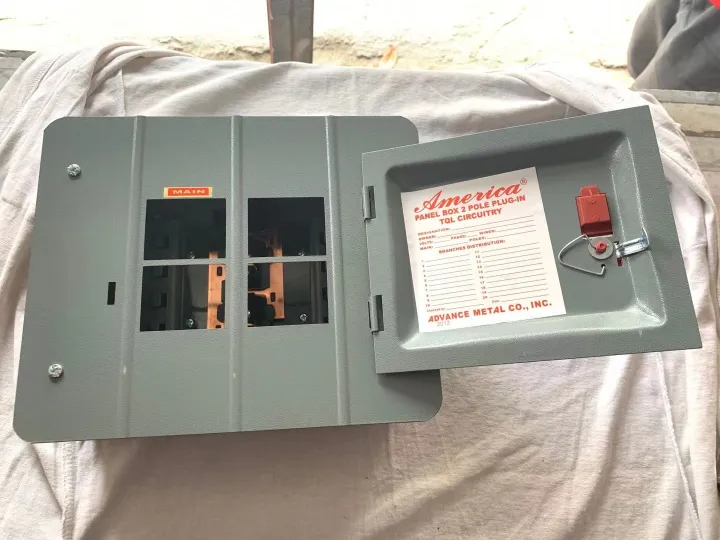 America Panel Box 2 Branch (2X2) 2 Pole Plug In Circuit Breaker Panel ...