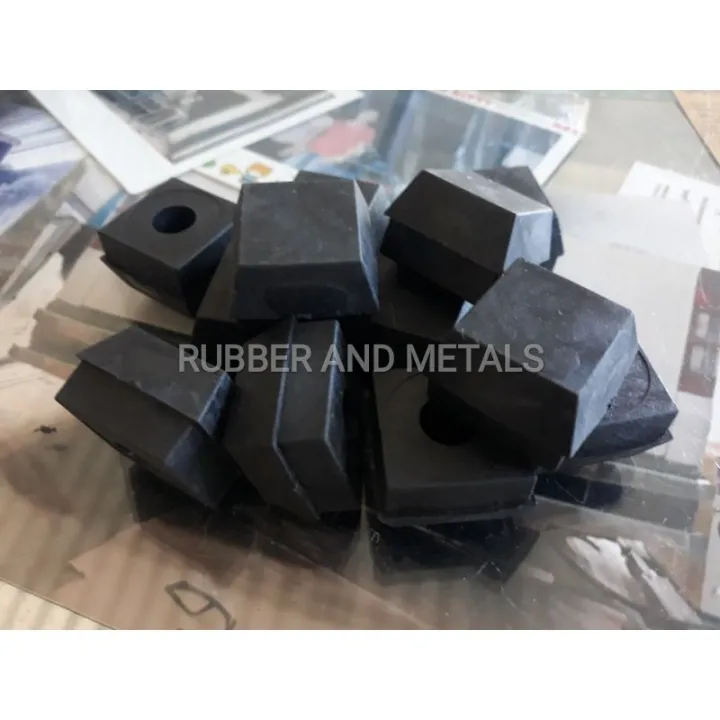 HEAVY DUTY 1x1 INCH (2.5CM) Square Rubber Footing Goma Tubular INSERT ...