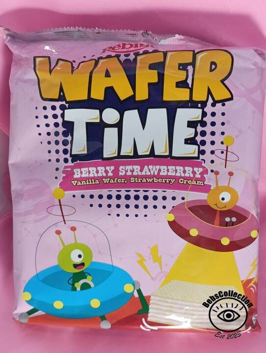 Rebisco Wafer Time Berry Strawberry, Vanilla Wafer, Strawberry Cream ...