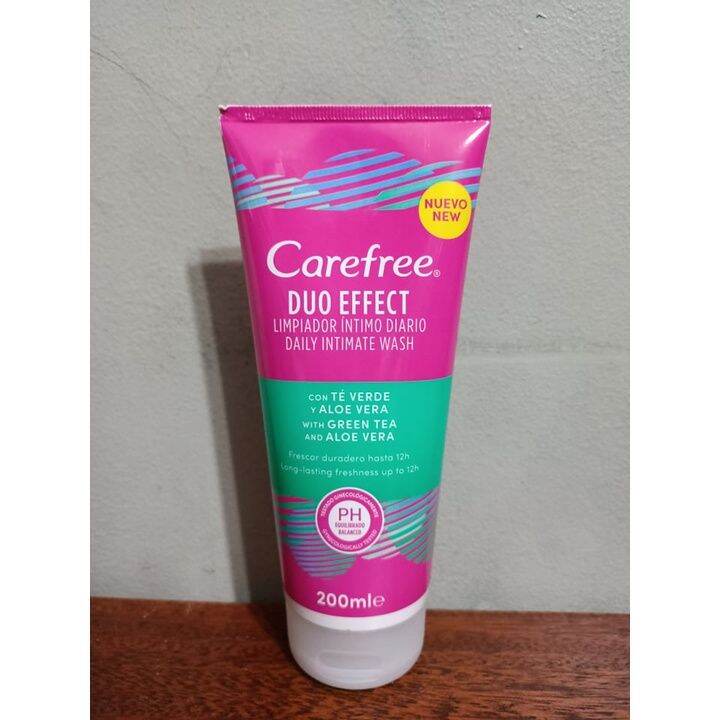 Carefree Duo Effect Daily Intimate Wash with Green Tea & Aloe Vera ...