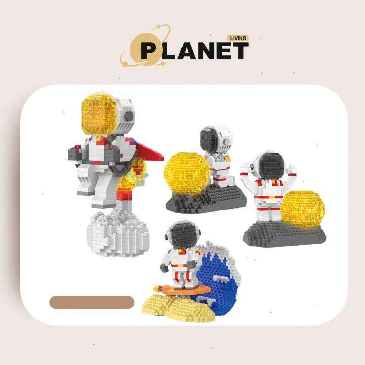 Cute Astronaut Mini Blocks Micro Building Block Nano Block Children ...