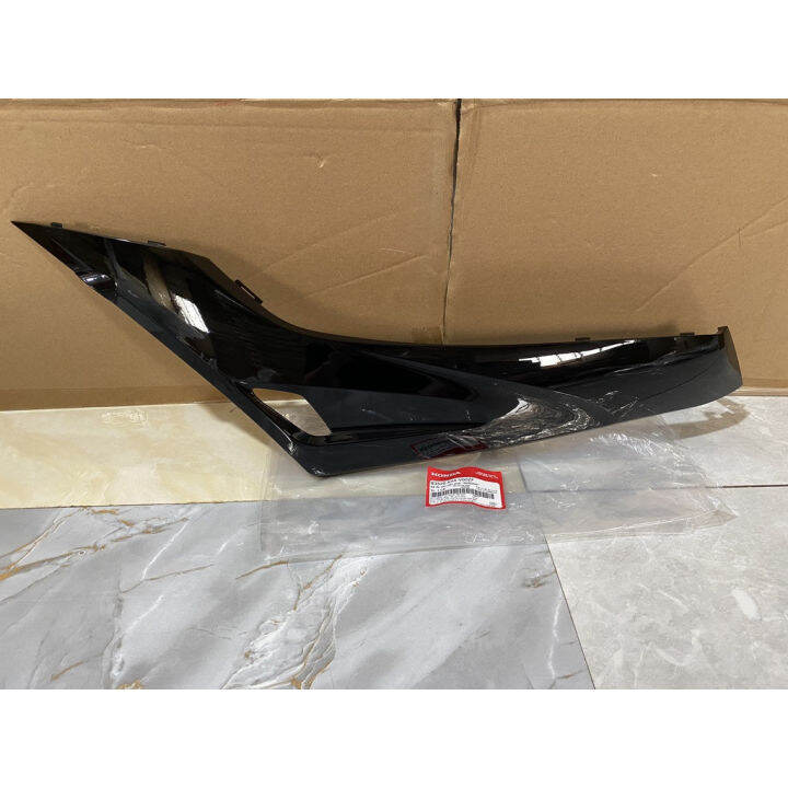 Ốp sàn bên phải/Thanh cạnh phải Vision 2014 đến 2020 màu đen bóng ...