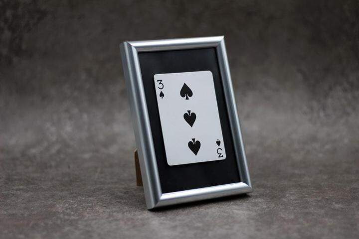 Signed Card Thru The Frame Tricks Signed Card Appear Inside Frame Magia ...