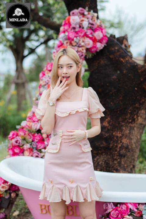 Minlada Brand การันตีเสื้อผ้าแบรนด์แท้ เดรสสั้น เสื้อแขนตุ๊กตาหวานหวานตัดชมพูน้ำตาลอ่อน ติดโบว์ ...