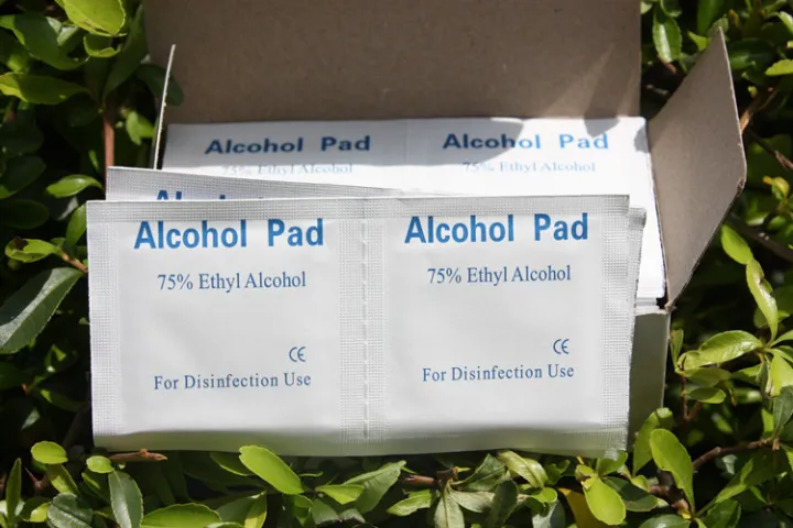 100 Pack ~ Individually packaged portable mobile phone screen wipes ...