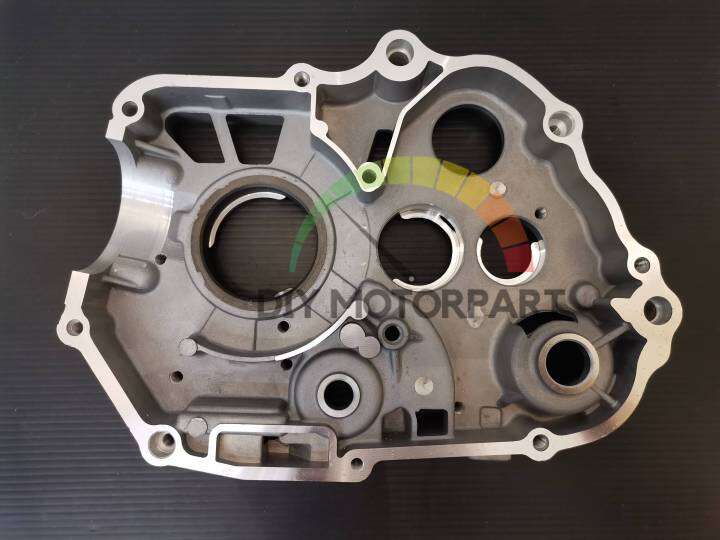 EX5 CLASS 1 / SYM BONUS ENGINE CASING HOUSING CRANKCASE R/H ENJIN COVER ...