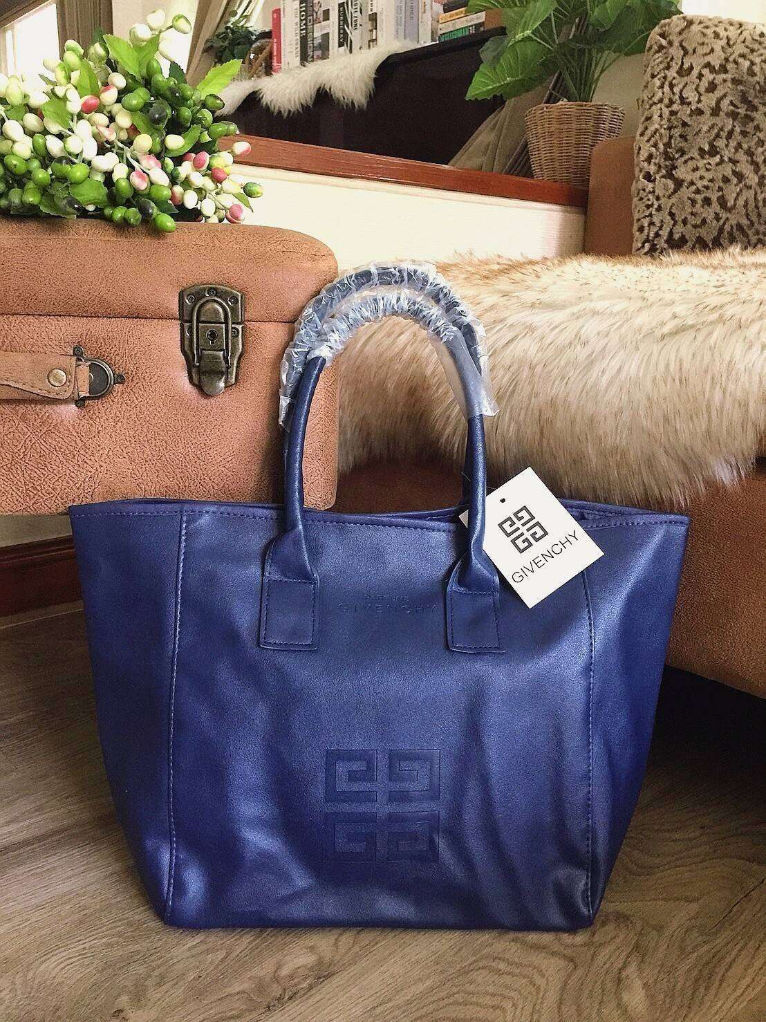 Best Seller!🎉 GV Soft Leather Shoulder Handbags (Limited edition) GWP ...