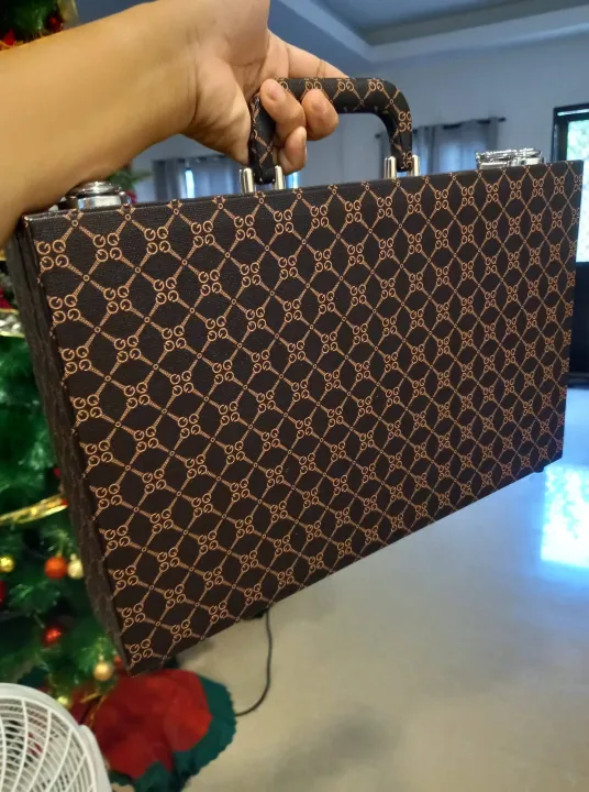 TARI CASE HARD CASE/HARD BOX 60 CAPACITY WITH FIBER GLASS | Lazada PH