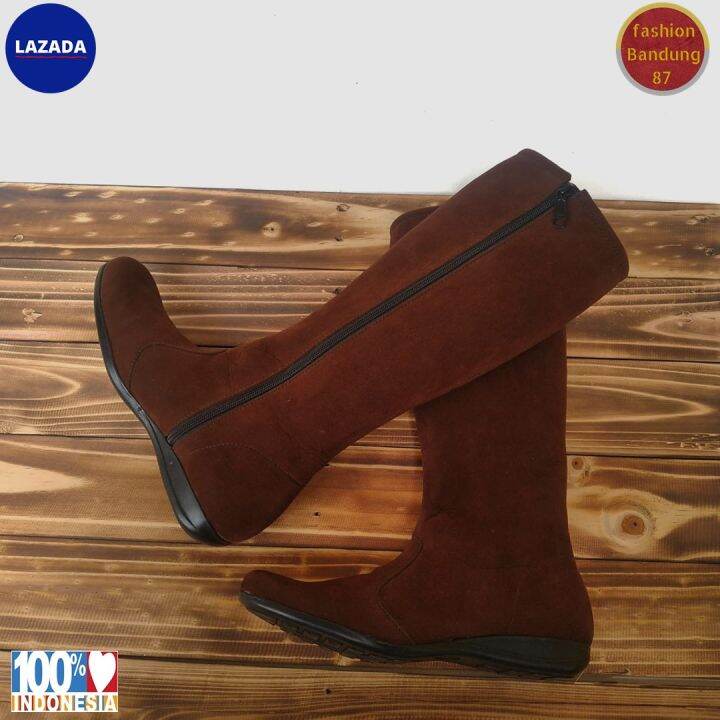 Sepatu Boots Wanita Sebetis Sepatu Wanita Lars Flat Sepatu Boots Wanita ...