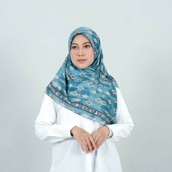 KERUDUNG DEENAY ETHNIC RUMI Hijab Jilbab Segi Empat Voal Motif Denay Promo Terbaru Premium ...