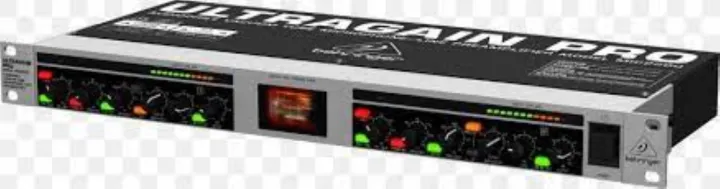 Behringer HA8000 V2 8 Channel High Power Headphones Mixing and ...