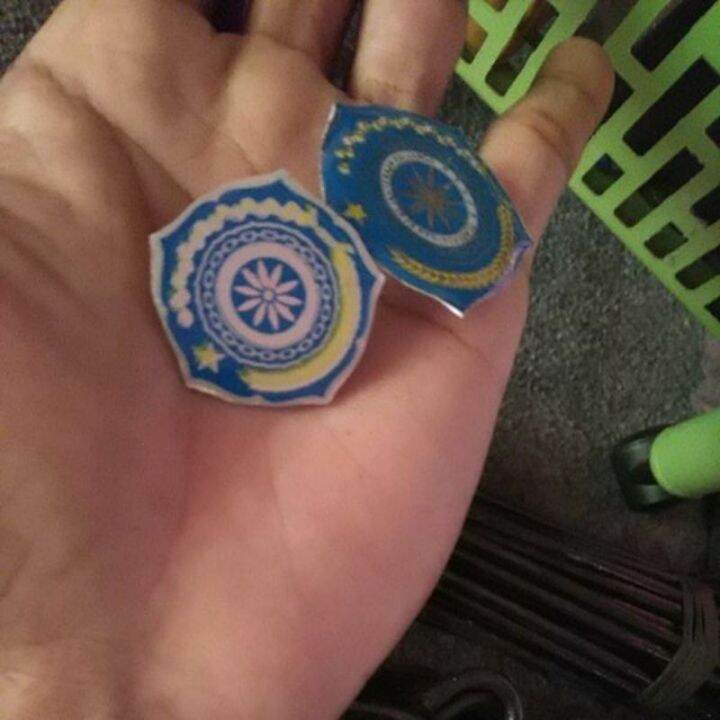 Pin PKK Lapis Resin Halus Bijian | Lazada Indonesia