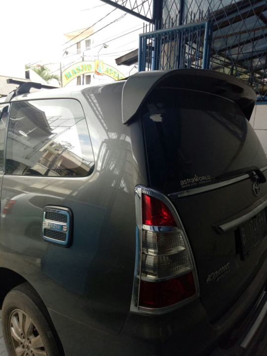 CE1-15-TB7IL-PROMO ONGKIR !!! Spoiler Grand Innova Model Luxury Warna ...