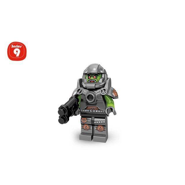LEGO CMS 9 - Alien Avenger | Lazada PH