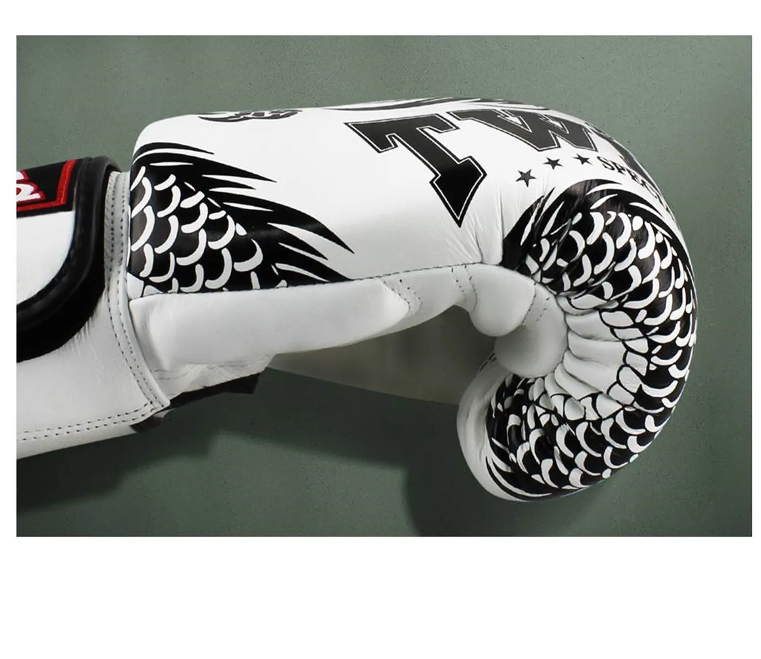 Twins special Boxing Gloves FBGV-49 White Black Dragon 10,12,14,16 oz ...