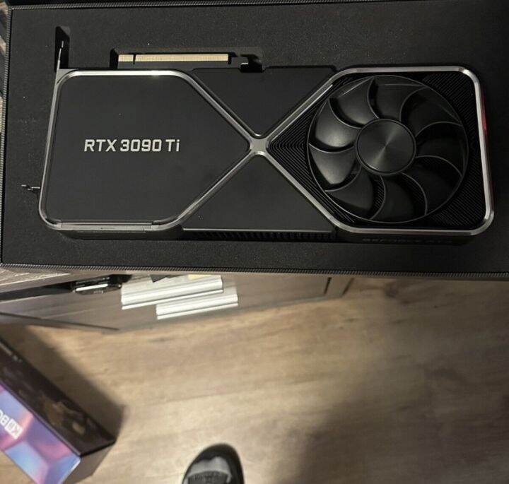 NVIDIA GeForce RTX 3090 Ti Founders Edition 24GB GDDR6 Graphics Card ...