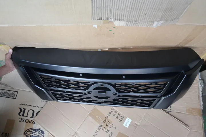 Nissan Navara NP300 Grille ( Pro4x look ) | Lazada PH