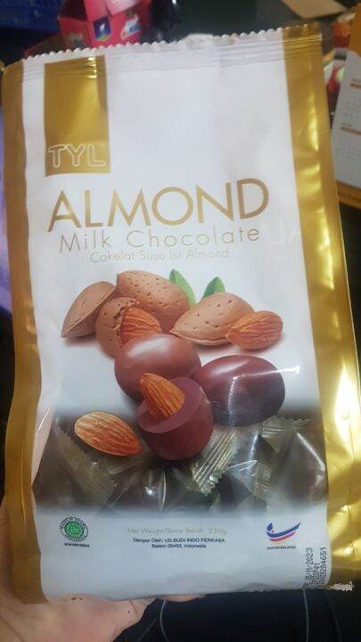 TYL ALMOND ASSORTED MILK CHOCOLATE 250GR | Lazada Indonesia