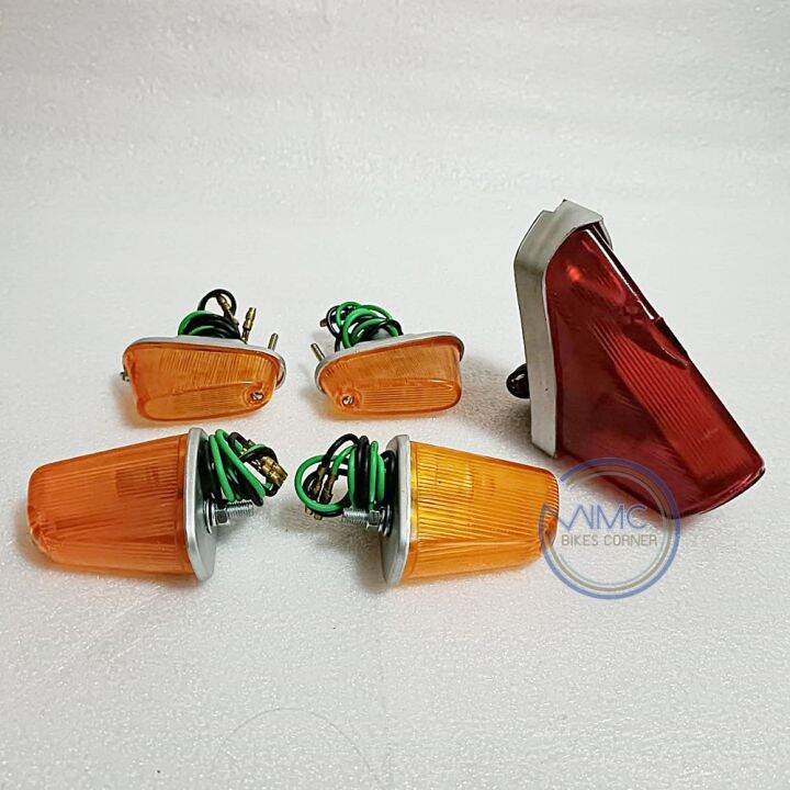 ชุด 5 ดวง : ไฟเลี้ยวหน้า + ไฟเลี้ยวหลัง + ไฟท้าย ทรงจมูก สำหรับ Honda C100 C102 C105 (H-TS-0002 ...