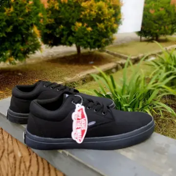 Sepatu Vans Authentic Hitam