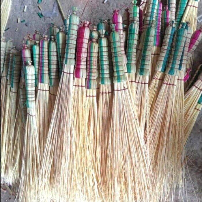 SAPU LIDI KASUR PENEBAH PREMIUM TEBAL ( KS12 TAWON KASUR ) | Lazada ...