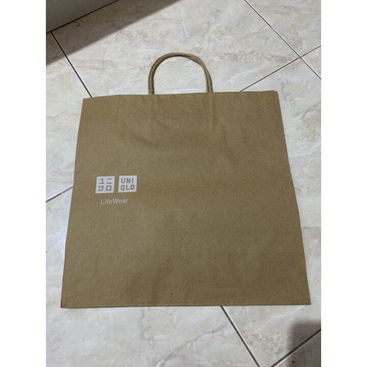 PAPER BAG UNIQLO INDONESIA UKURAN BESAR | Lazada Indonesia
