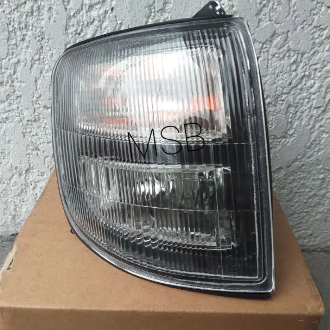 Pajero Signal Light Corner Light PAIR ( 2 pieces ) | Lazada PH