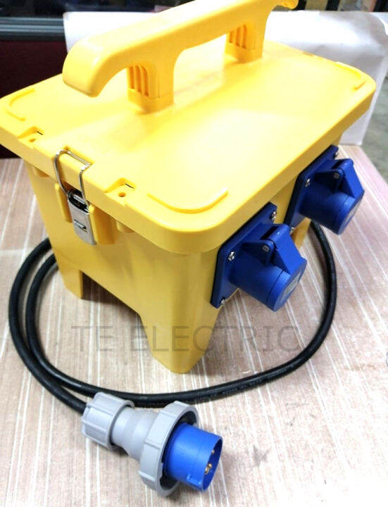 CEE PORTABLE DISTRIBUTION BOX WITH FOUR INDUSTRIAL SOCKET OUTLET ONE PLUG IP44 EVENT MAINTENANCE ...